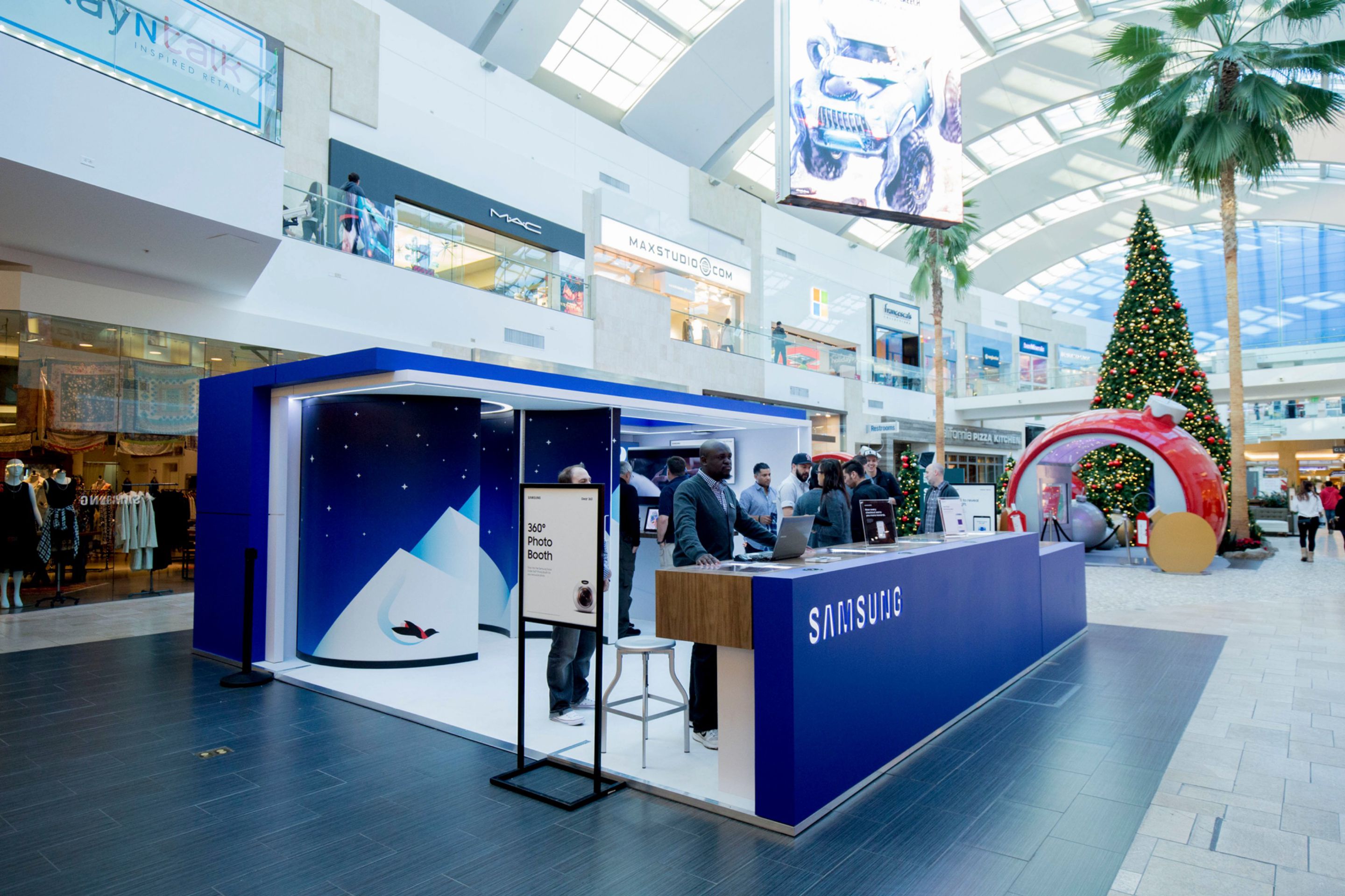 Samsung Mall Tour - Mobile Tour in Miami, FL | The Vendry